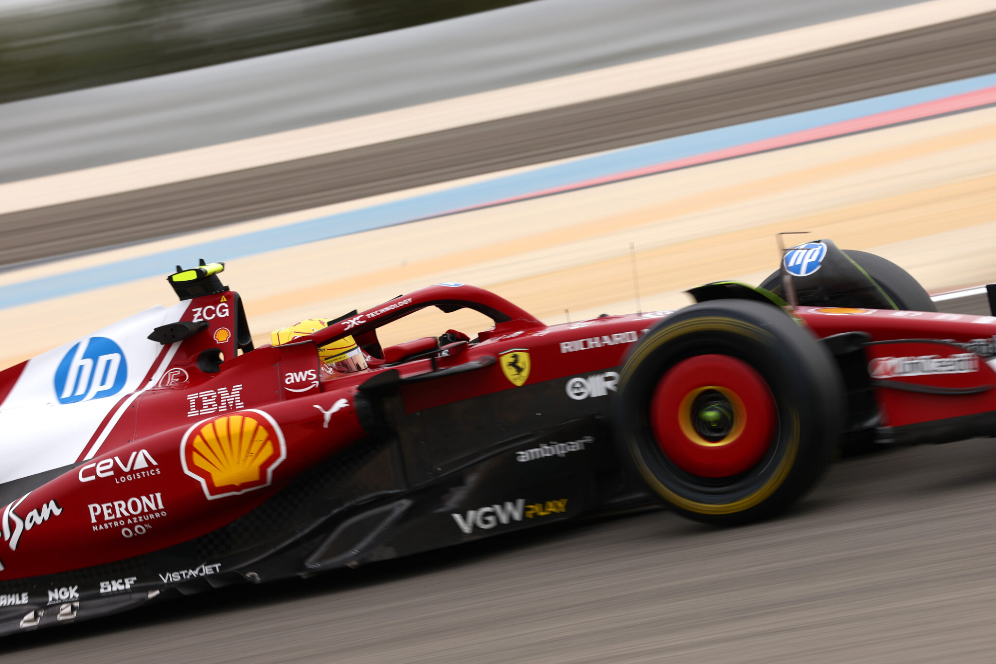 Hamilton: l'on-board sulla Ferrari, dai test in Bahrain [ VIDEO ]